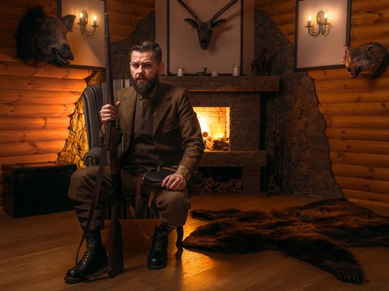 6 Great Left-Handed Rifles for Deer Hunting - Outdoor Enthusiast ...