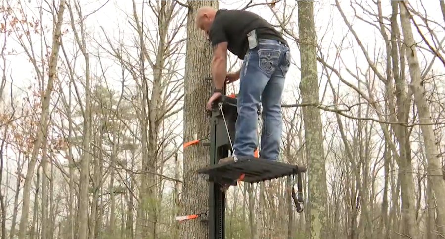 Motorized Treestand Opens Doors for Those Who Struggle to Climb ...