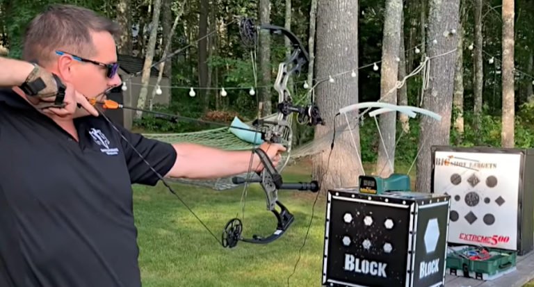 The APA Innovations Mamba Compound Bow Hits 330 Feet Per Second with a ...