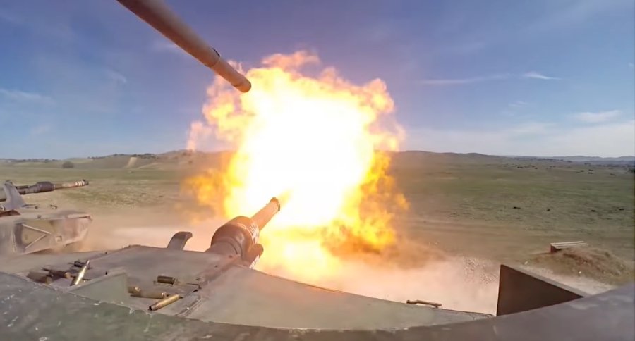 Training Exercise Demonstrates the Raw Power of the M1A1 Abrams Tank ...