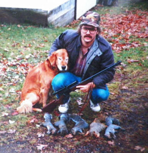 What to Look for in a Good Squirrel Hunting Dog - Outdoor Enthusiast ...